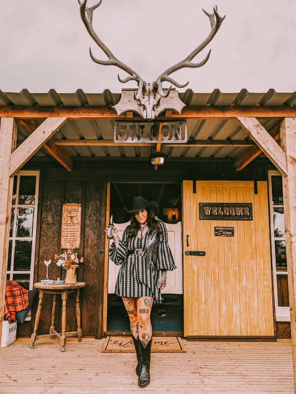 Top Western Influencers And Their Favourite Western Fashion Trends For ...